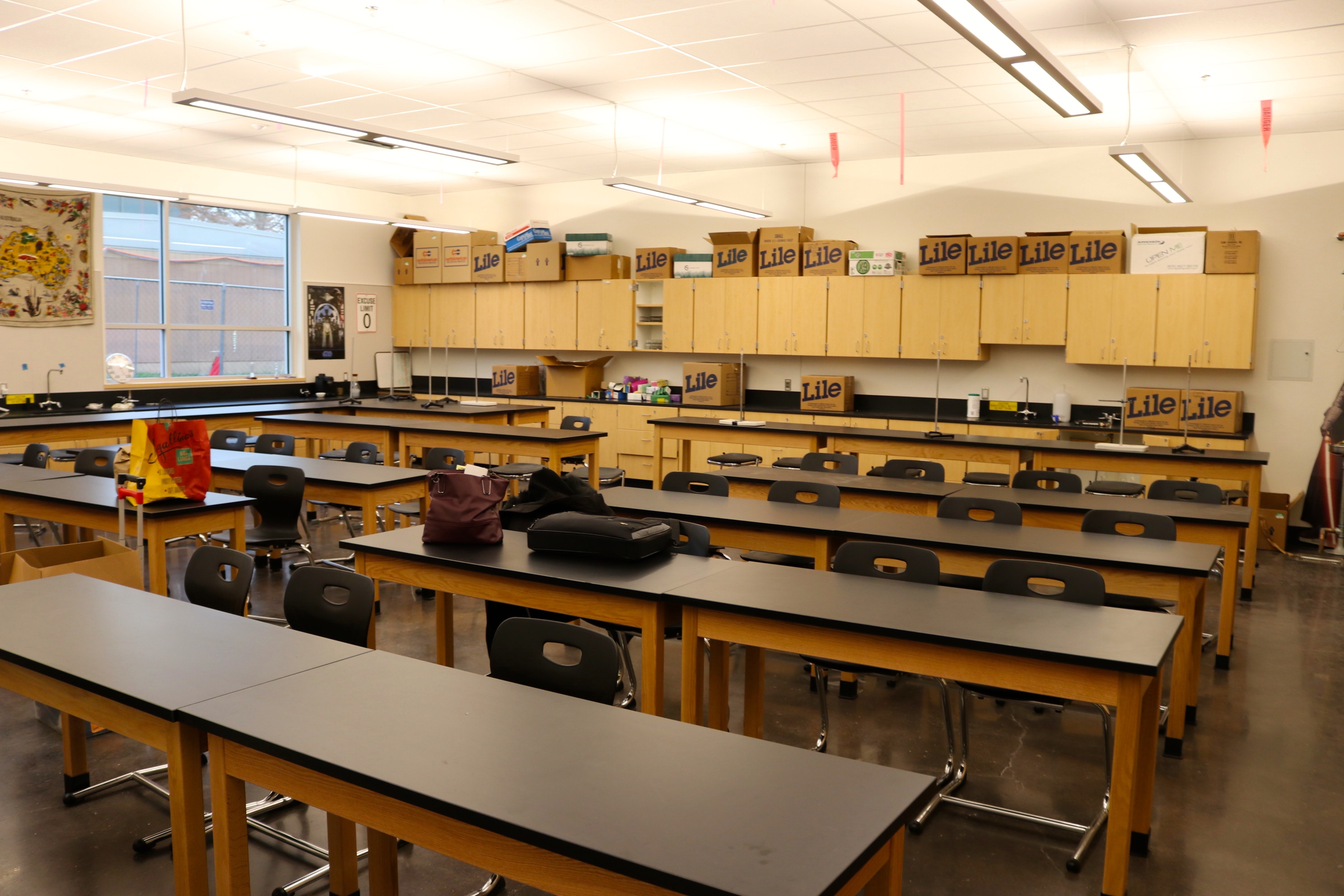 Video and Photos: Newly Remodeled Science Classrooms | Reynolds School ...